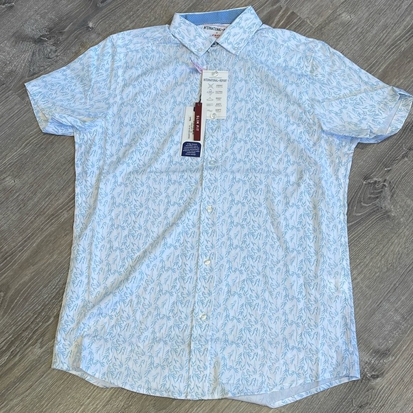 International Report | Shirts | Nwt International Report Button Down ...
